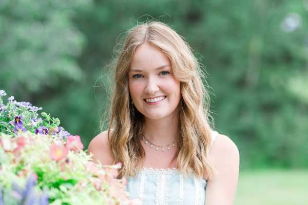 Quinn Throness | Invubu